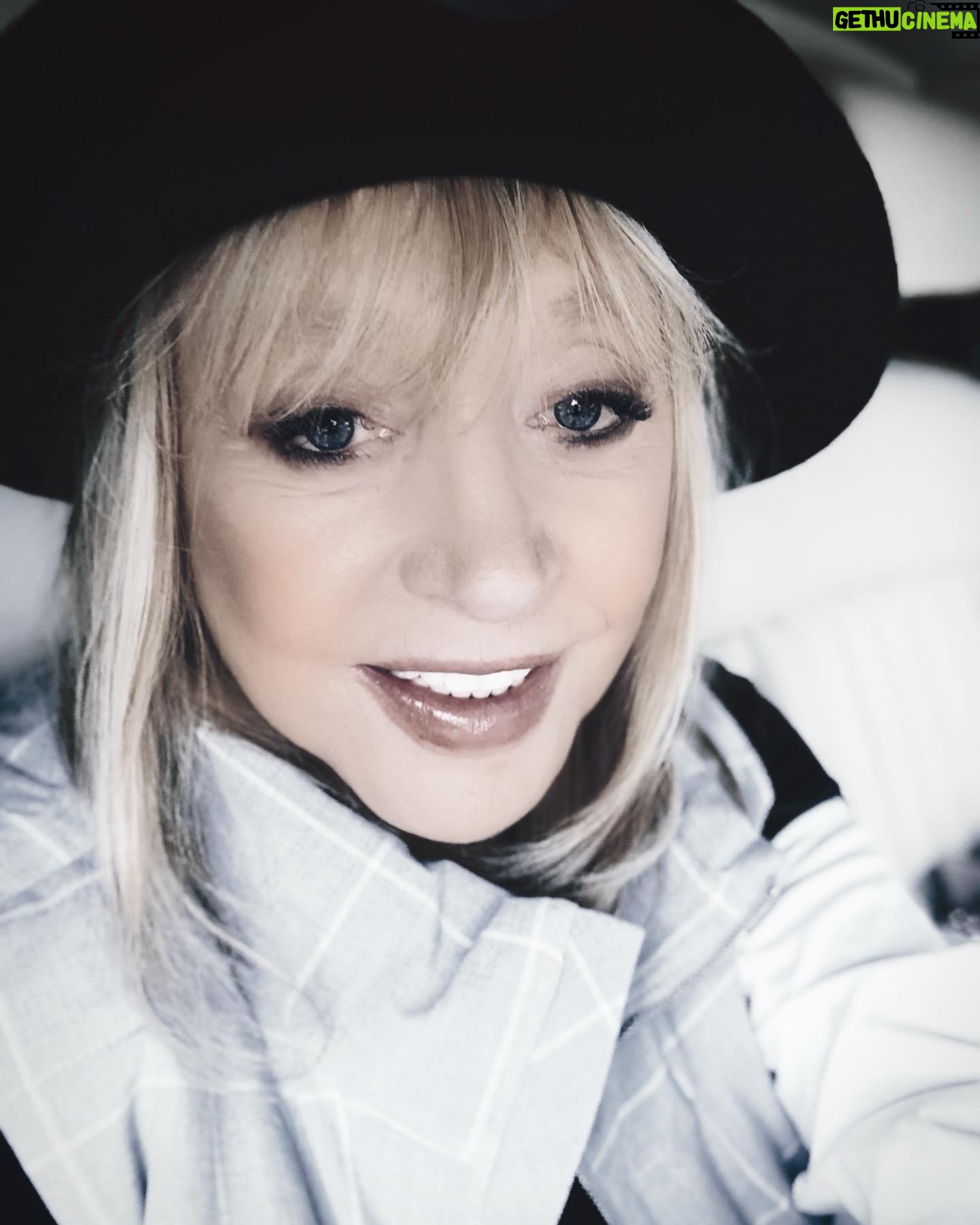 Alla Pugacheva | Gethu Cinema