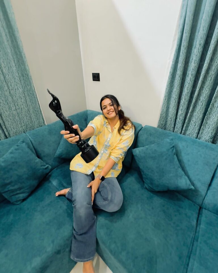 10 Most Popular Instagram Photos of Aparna Das