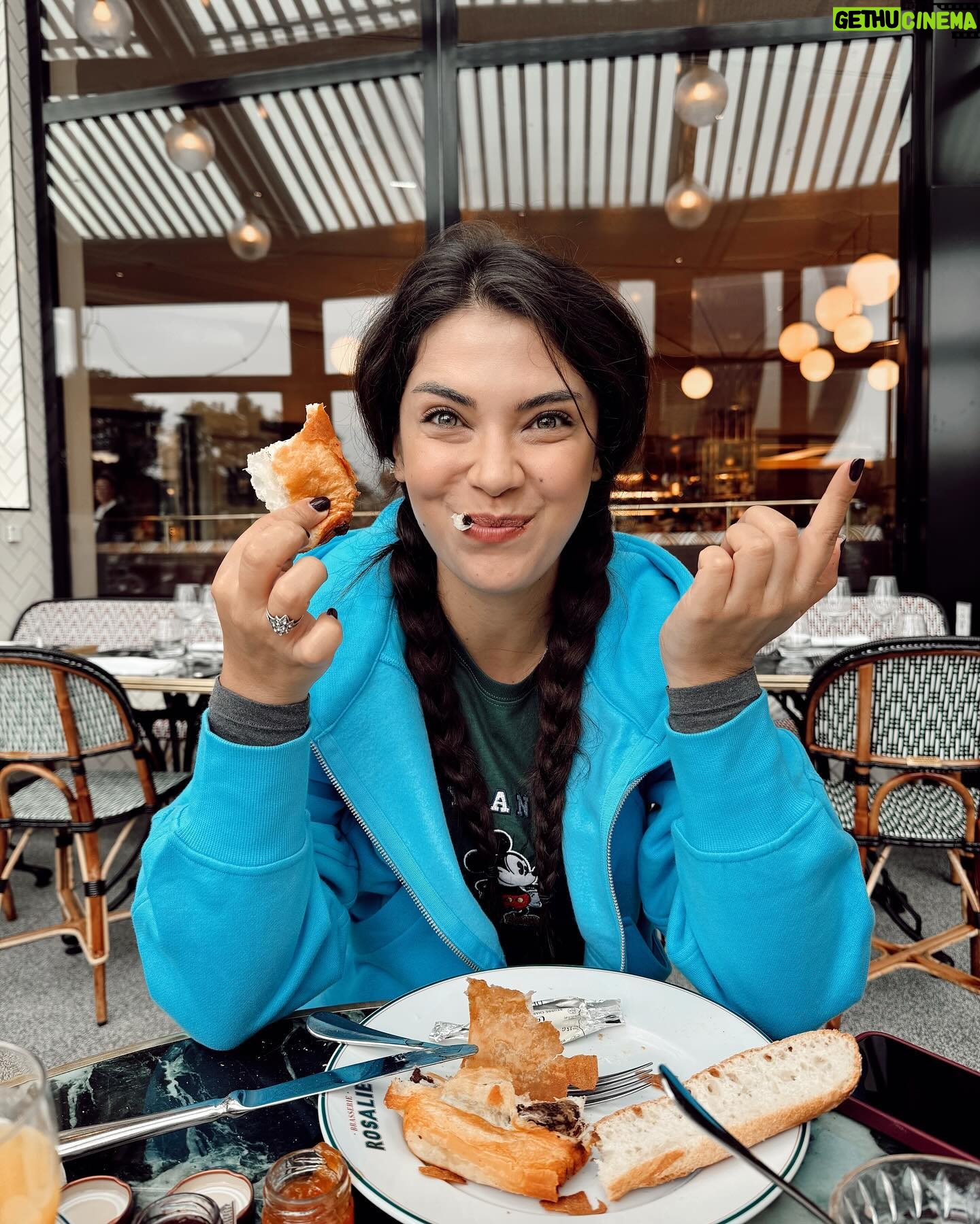 Actress Biran Damla Yılmaz HD Instagram Photos and Wallpapers June 2024 ...