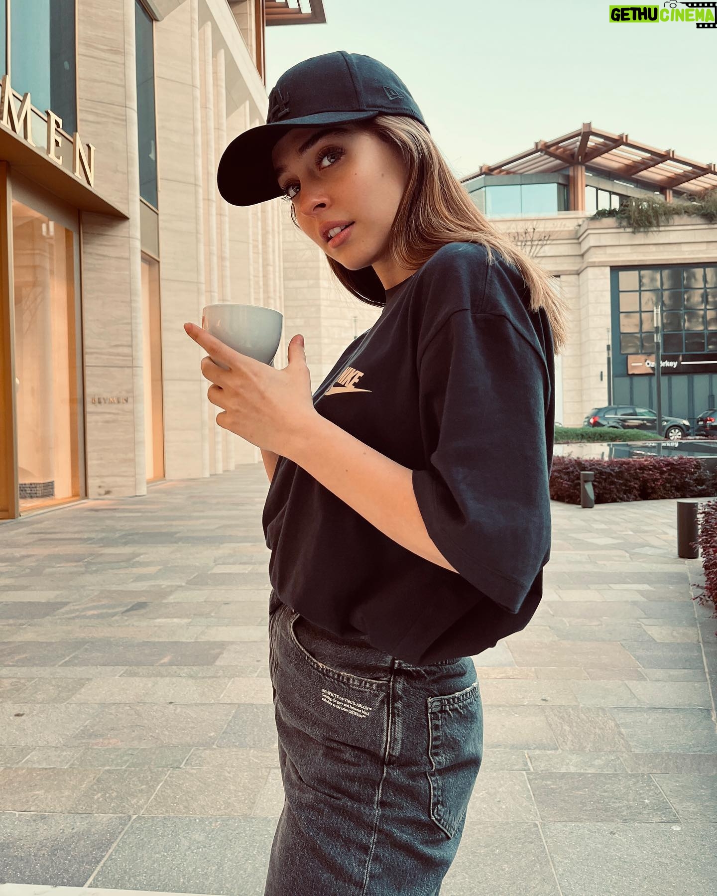 Cemre Baysel | Gethu Cinema