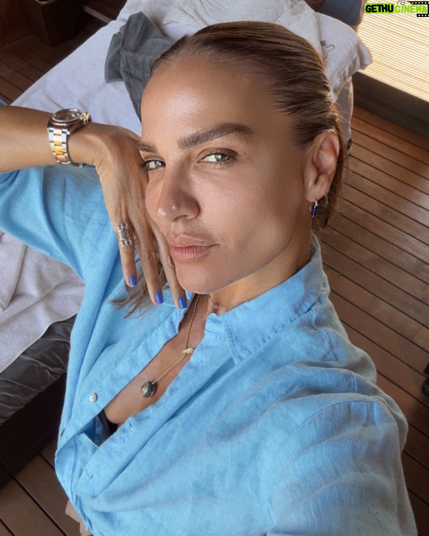 Actress Ebru Akel HD Instagram Photos and Wallpapers July 2024 | Gethu ...