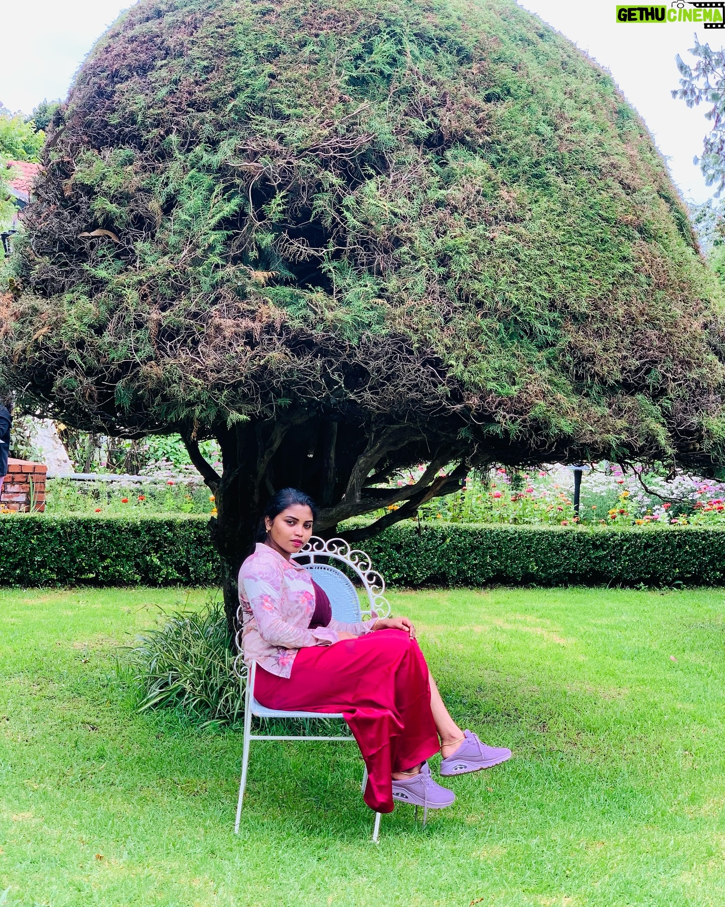 Actress Elakkiya HD Instagram Photos and Wallpapers July 2024 | Gethu ...