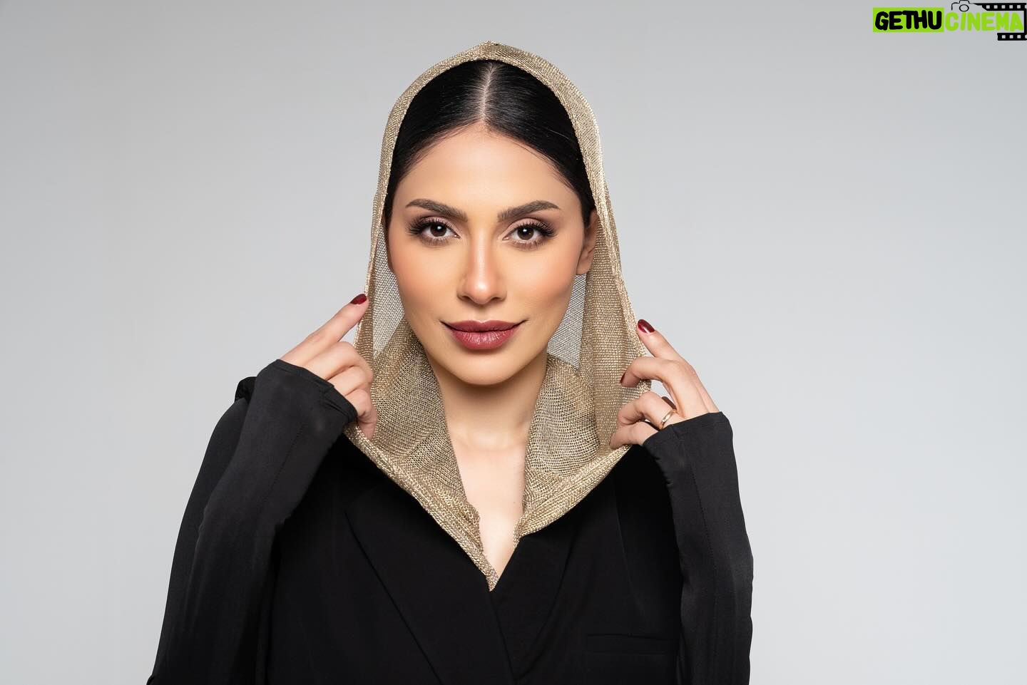 Elham Ali Wiki, Biography, Age, Gallery, Spouse and more