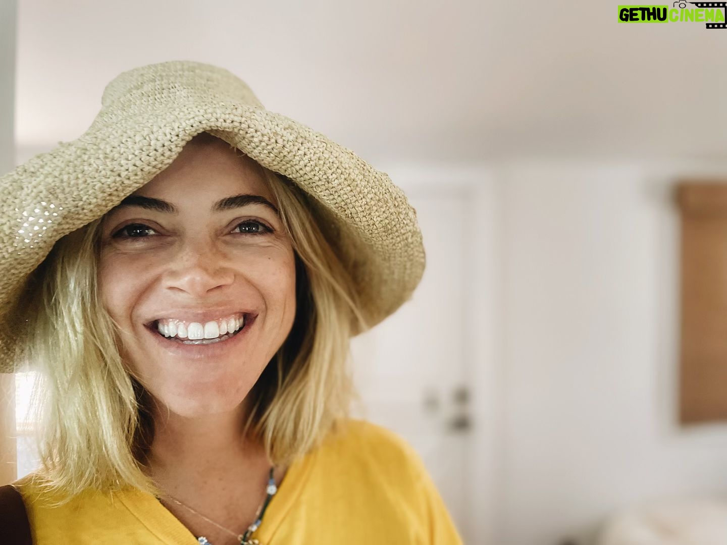 Emily Wickersham | Gethu Cinema