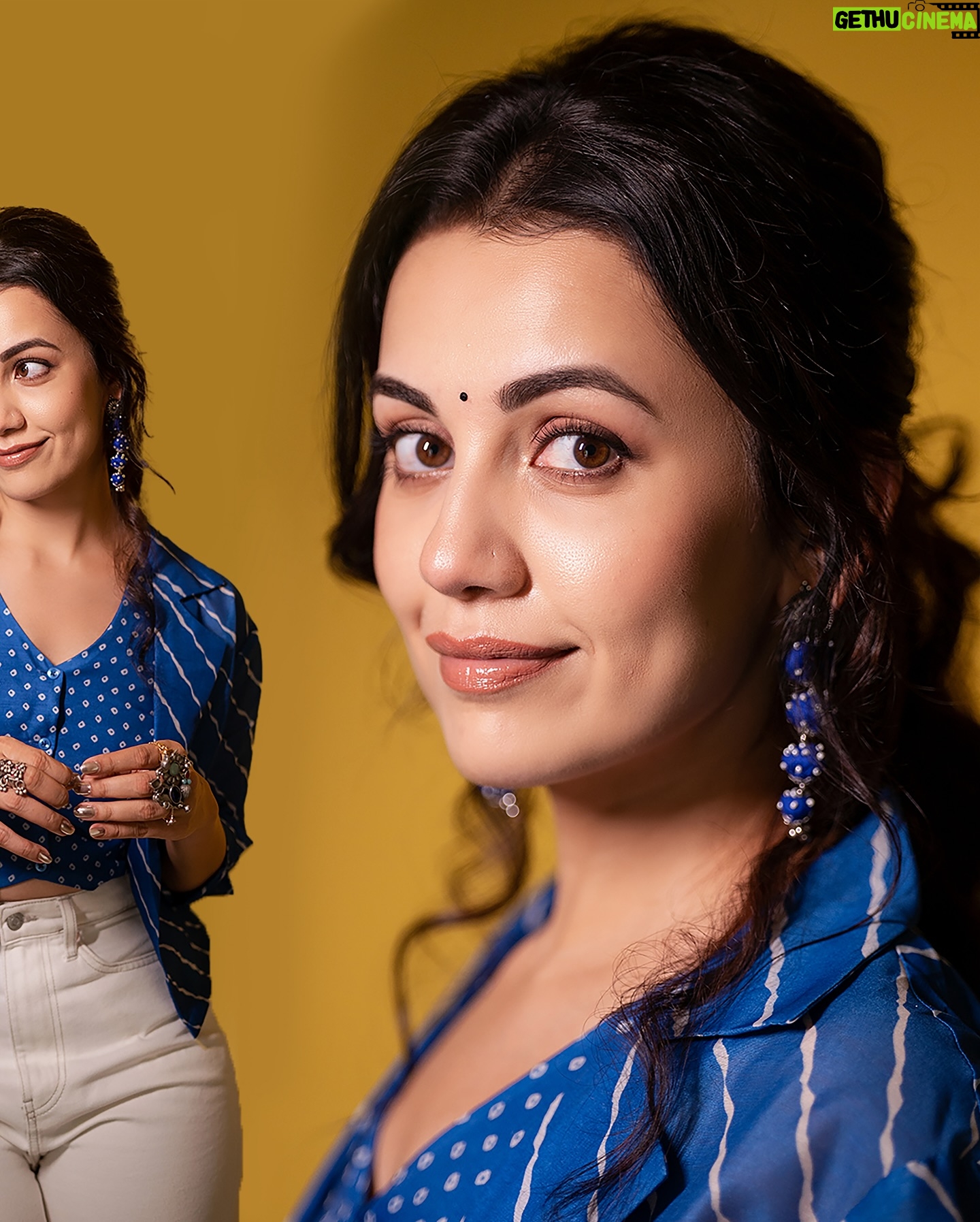 Actress Esha Kansara HD Instagram Photos and Wallpapers August 2024 ...
