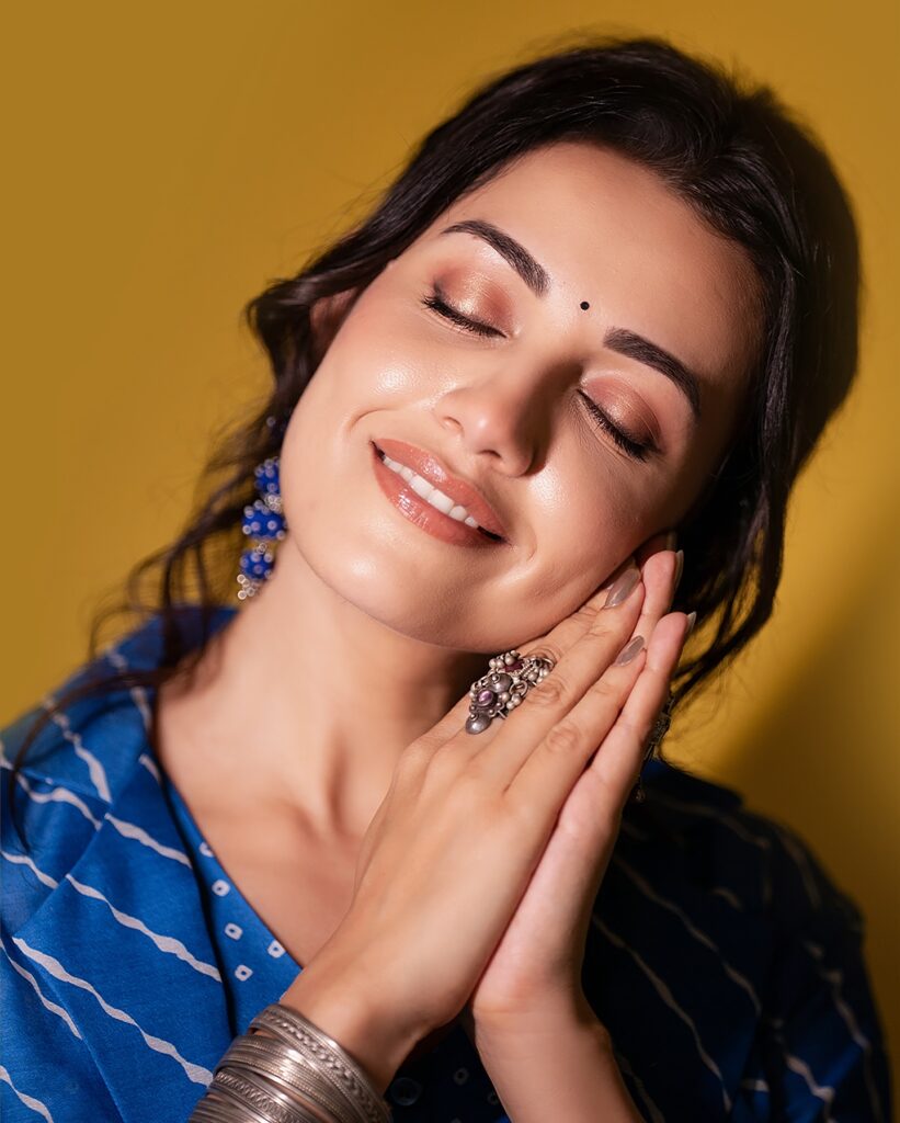 Actress Esha Kansara HD Instagram Photos and Wallpapers August 2024 ...