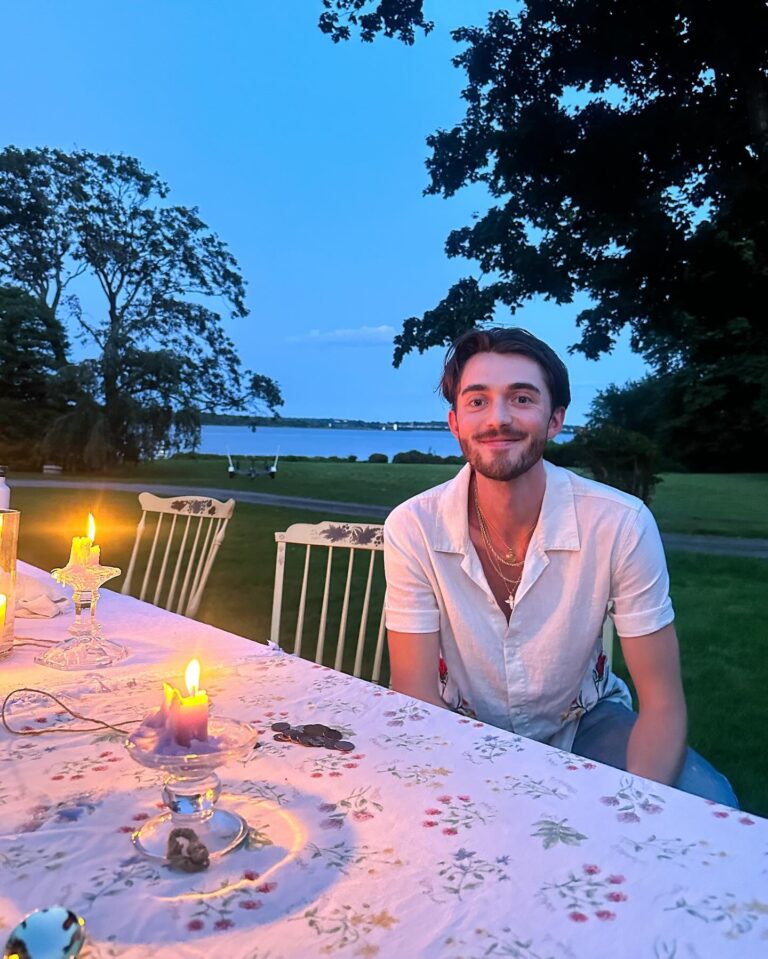 10 Must-See Instagram Photos of Greyson Chance