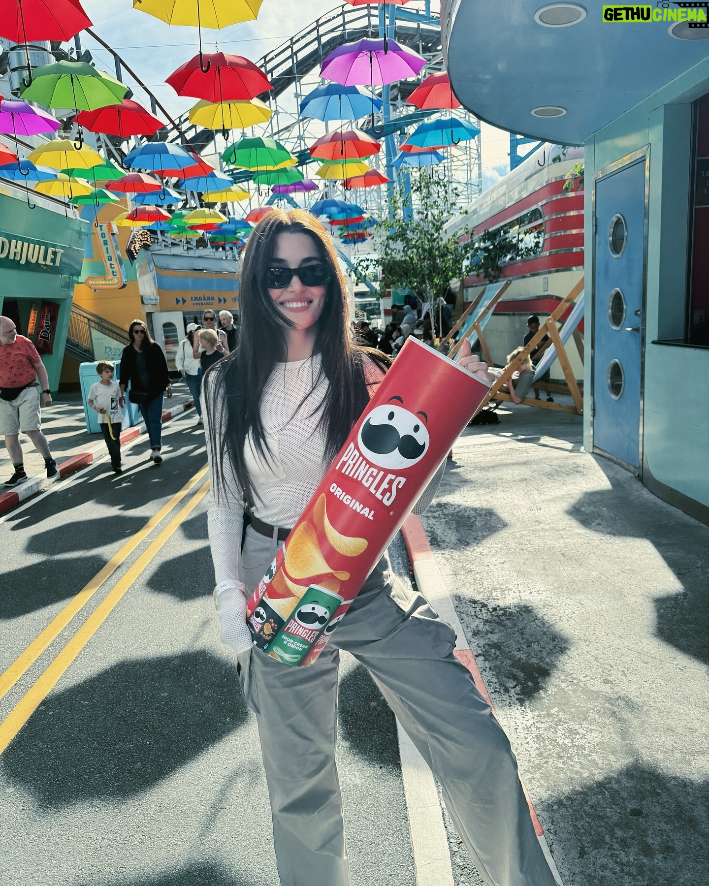 Actress Hande Erçel HD Instagram Photos and Wallpapers July 2024 ...