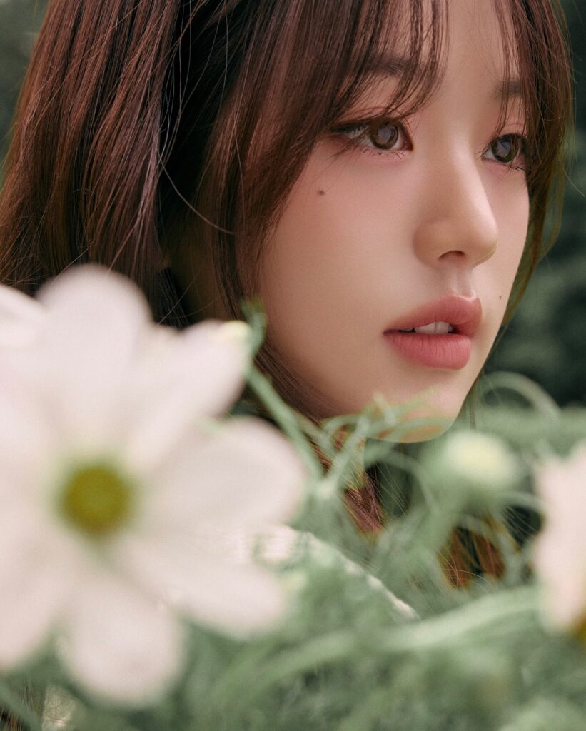 Actress Jang Won-young HD Instagram Photos and Wallpapers August 2024 ...