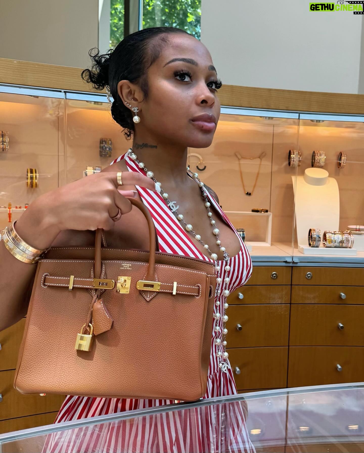 Actress Jayda Cheaves HD Instagram Photos and Wallpapers August 2024 ...