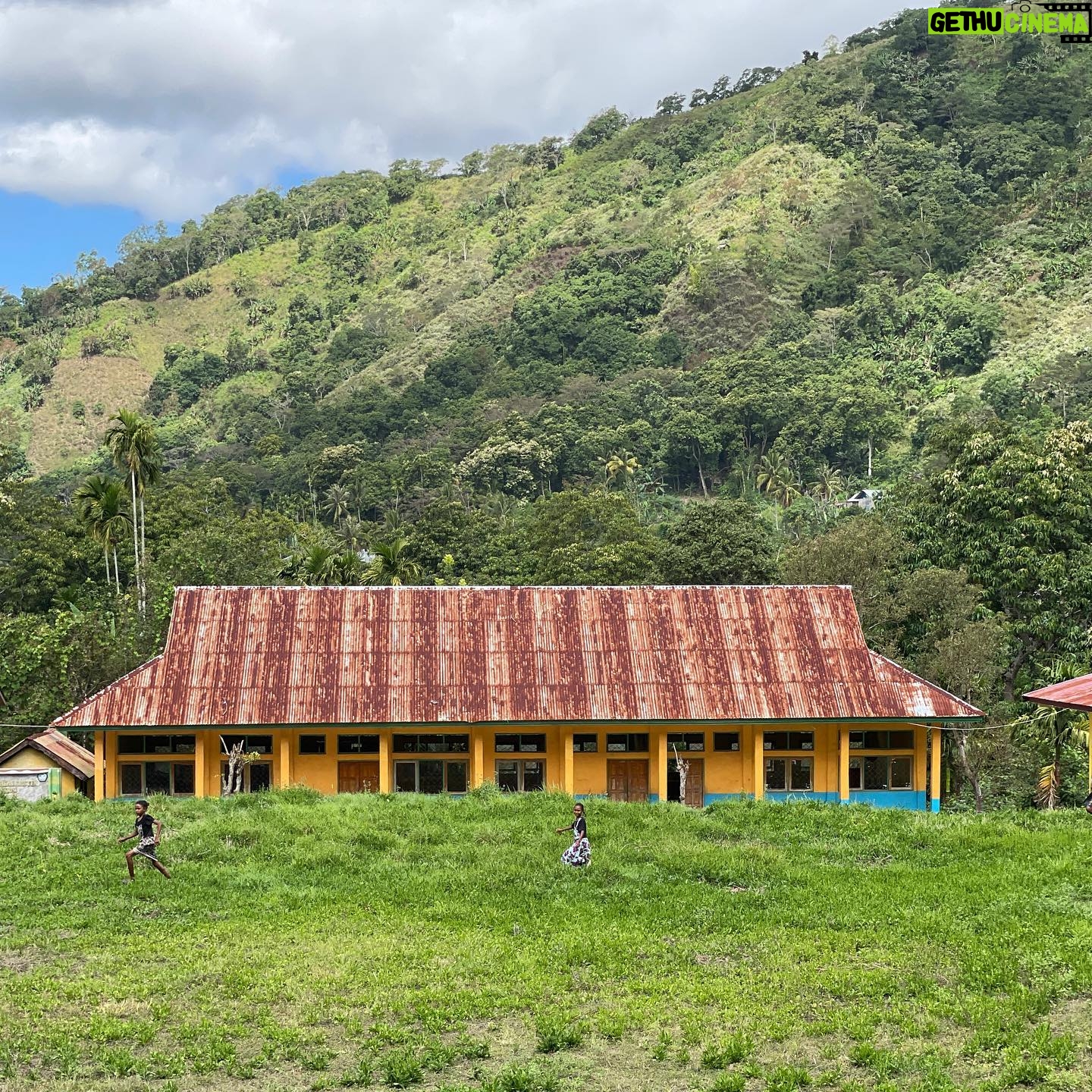 Actress Jennifer Rachel Natasya HD Instagram Photos and Wallpapers July ...