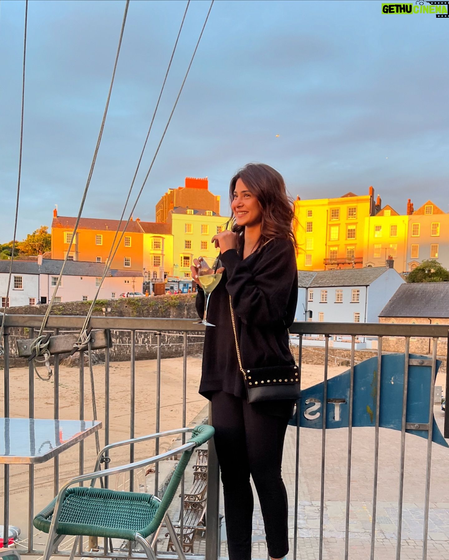 Actress Jennifer Winget HD Photos and Wallpapers September 2024 | Gethu ...