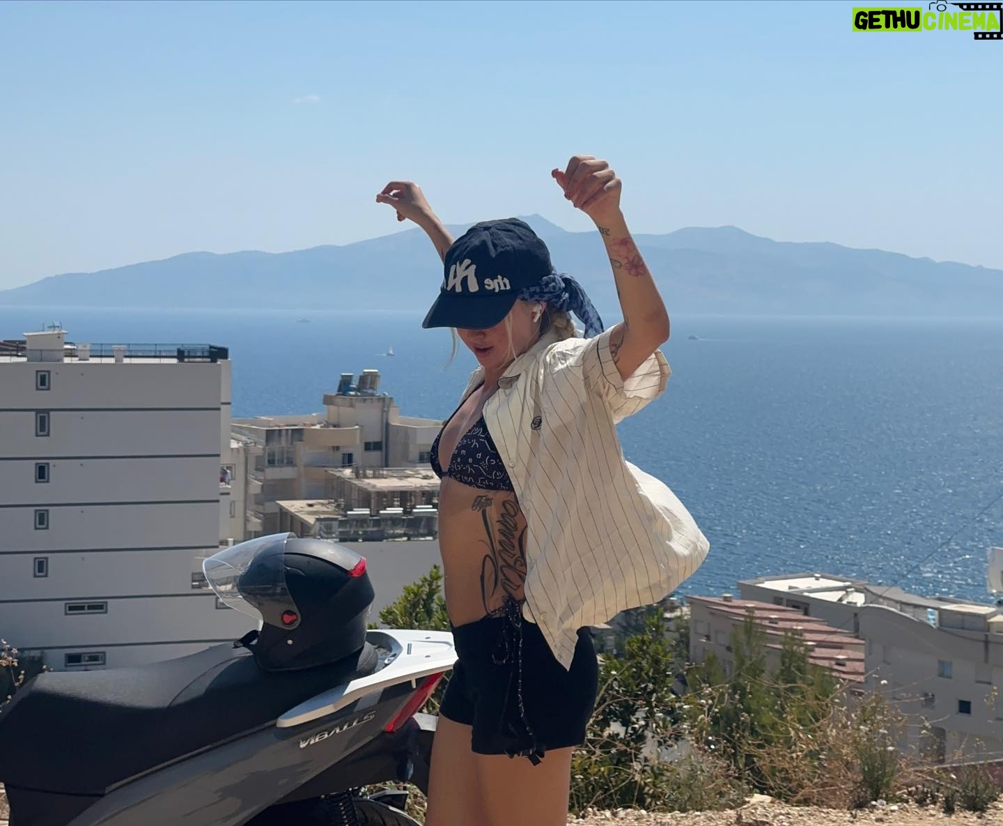 Actress Joalin Loukamaa HD Instagram Photos and Wallpapers July 2024 | Gethu Cinema