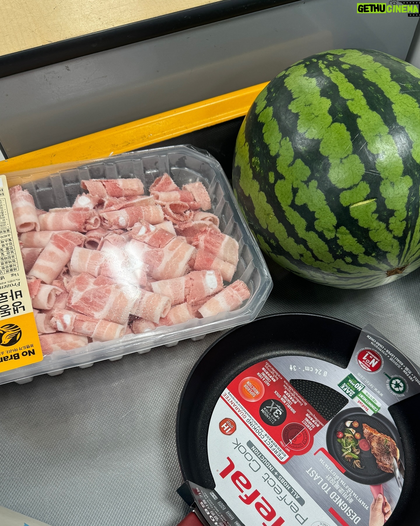 Actor Jonathan Thona Yiombi HD Instagram Photos and Wallpapers August ...