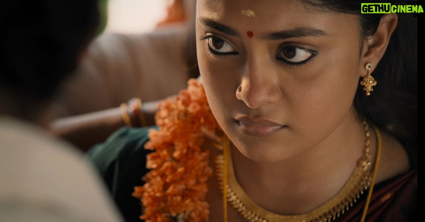 Actress Kani Kusruti HD Instagram Photos and Wallpapers August 2024 ...