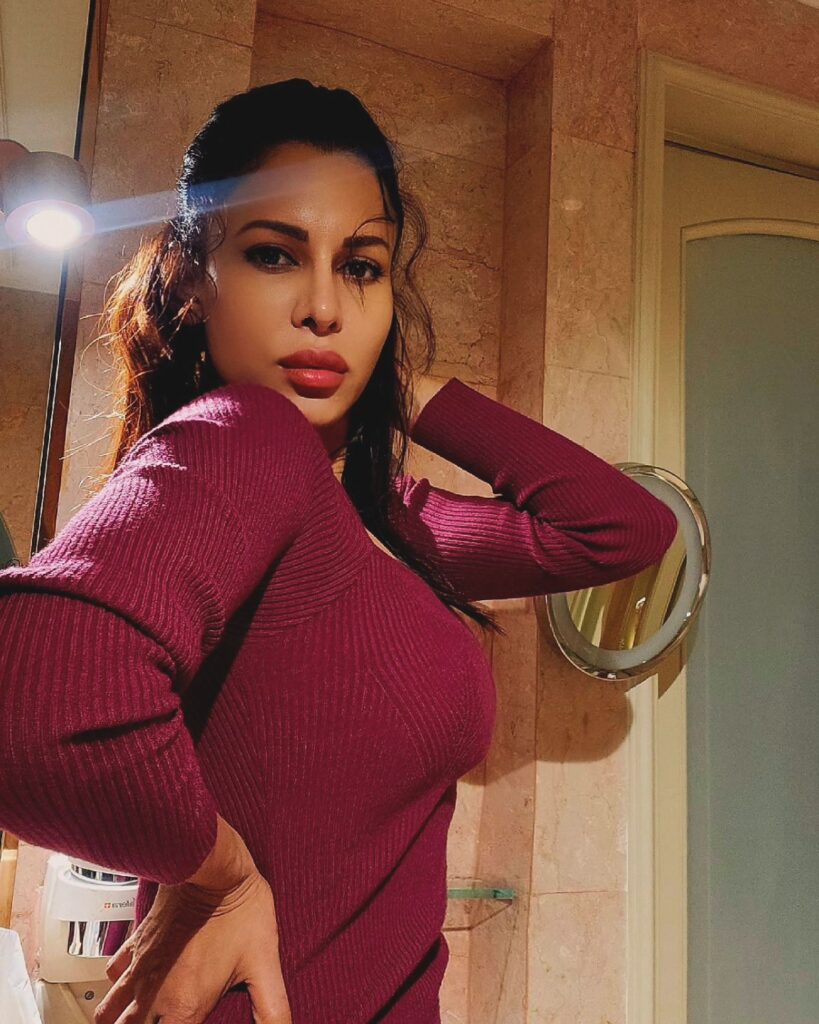 Actress Kavya Keeran HD Instagram Photos and Wallpapers August 2024 ...