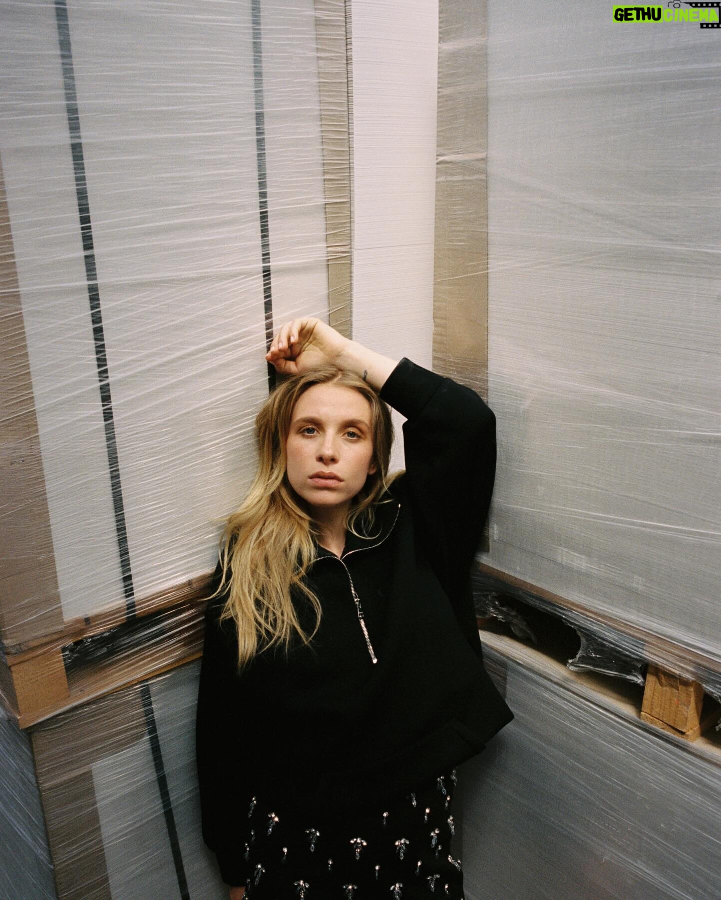 Actress Lena Klenke HD Instagram Photos and Wallpapers July 2024 ...