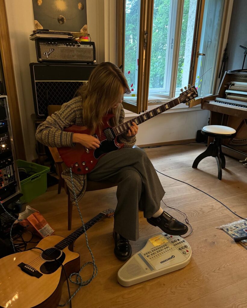 Actor Lotte HD Instagram Photos and Wallpapers June 2024 | Gethu Cinema