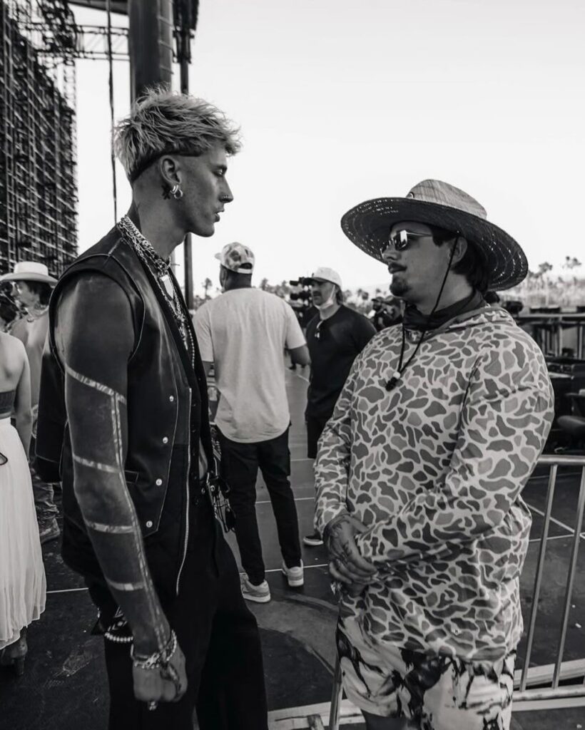 Actor Machine Gun Kelly HD Instagram Photos and Wallpapers June 2024 ...