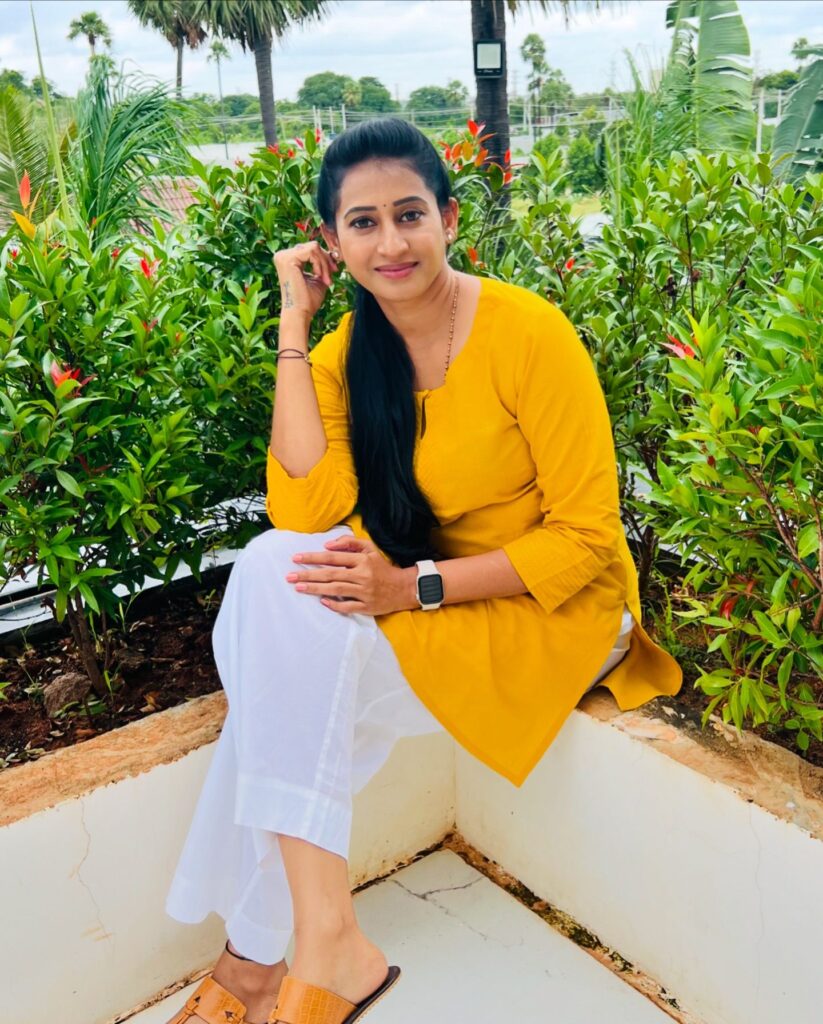 Actress Meena Vasu HD Photos and Wallpapers September 2024 | Gethu Cinema