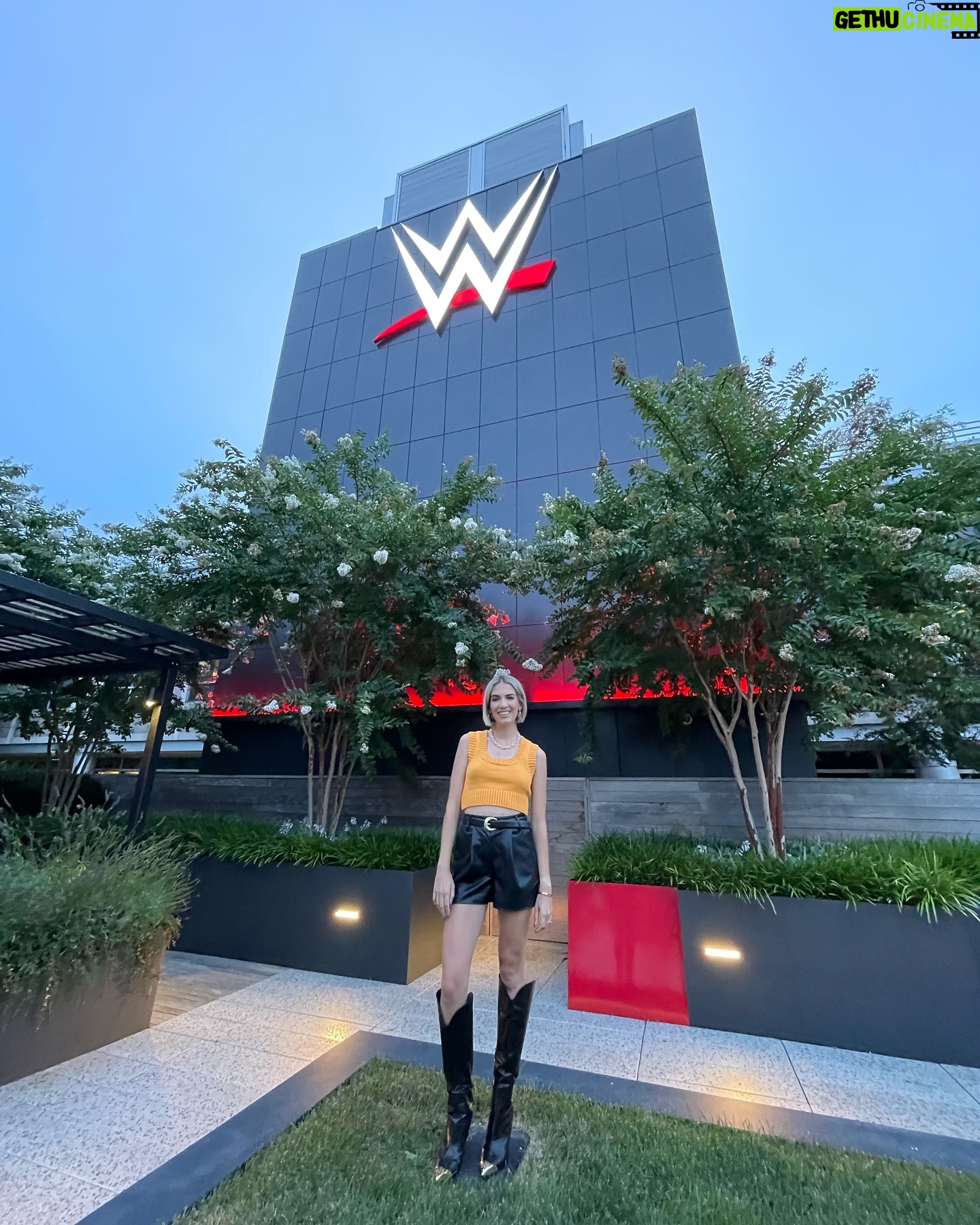 Actress Megan O’Brien HD Instagram Photos and Wallpapers August 2024 ...