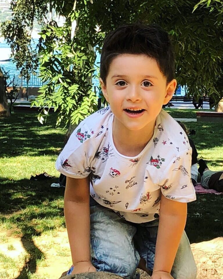 The Ultimate Ranking: Merih Ermakastar's 10 Most-Liked Pics