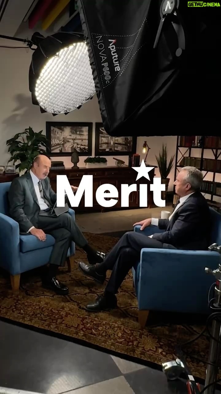 Actor Phil McGraw HD Instagram Photos and Wallpapers June 2024 | Gethu ...