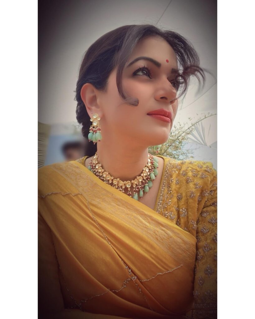 Actress Prachee Shah HD Instagram Photos and Wallpapers September 2024 ...