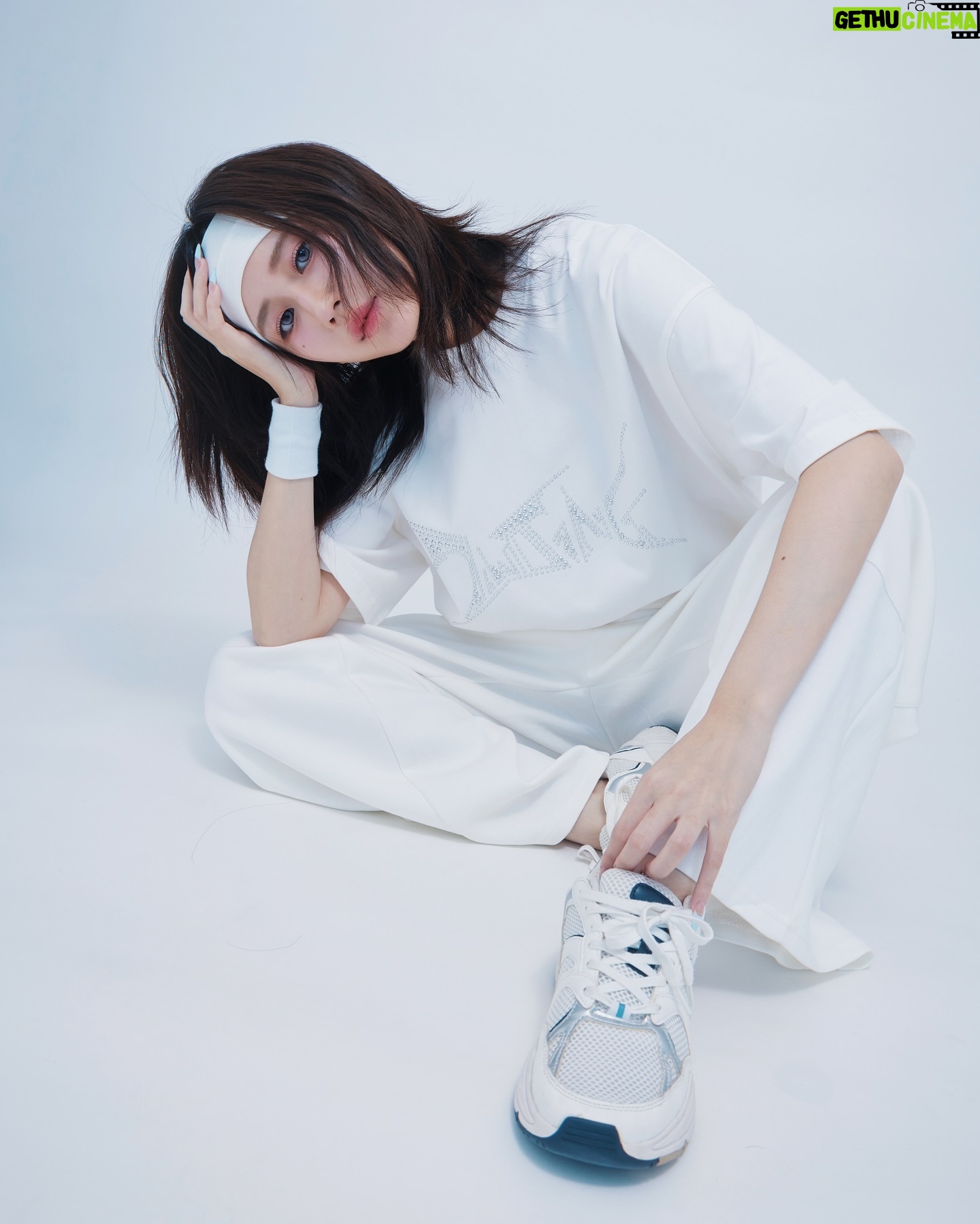 Actress Ramida Jiranorraphat HD Instagram Photos and Wallpapers August ...