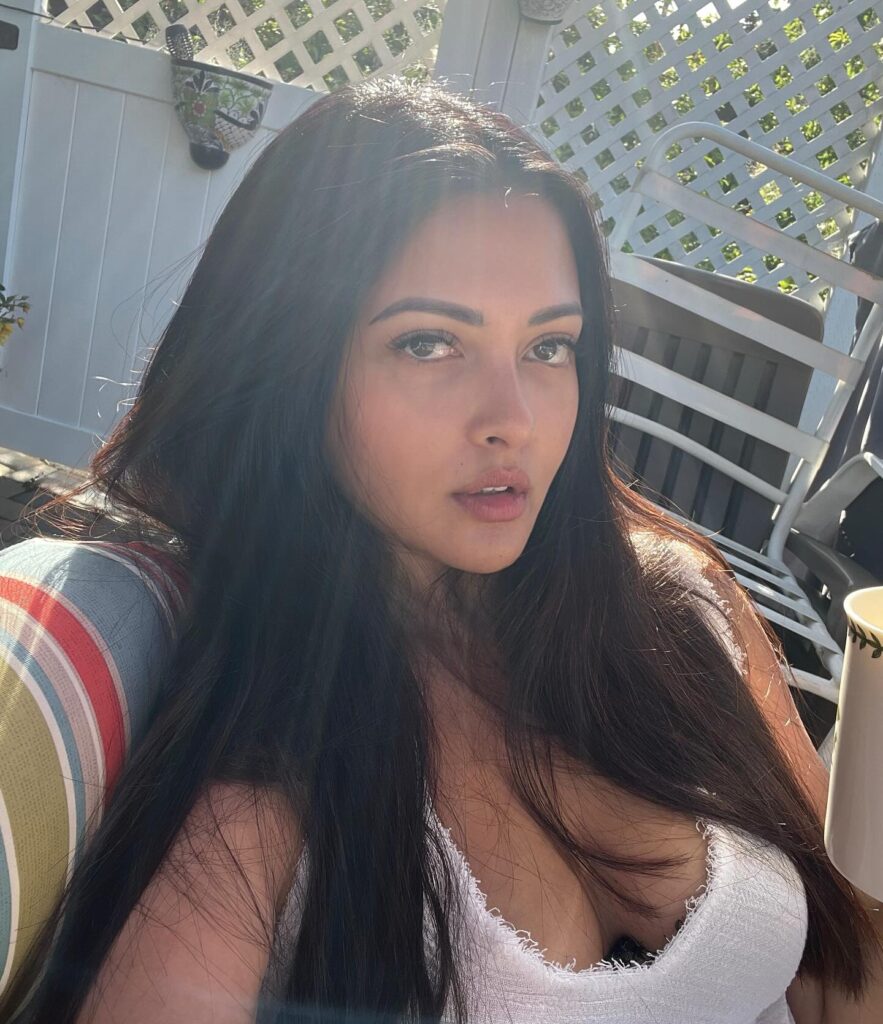 Actress Riya Sen HD Instagram Photos and Wallpapers June 2024 | Gethu ...