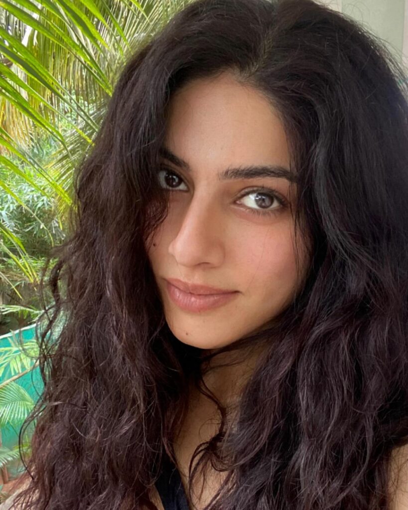 Actress Sapna Pabbi HD Photos and Wallpapers December 2024 | Gethu Cinema
