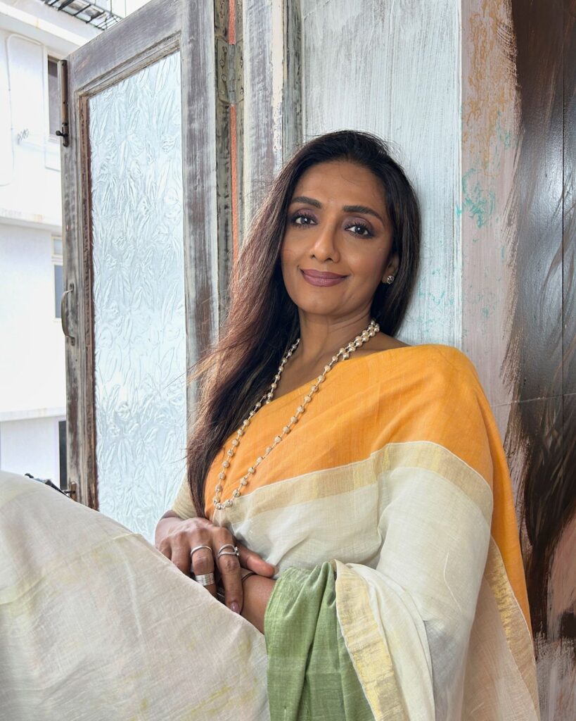Actress Shanti Priya HD Instagram Photos and Wallpapers August 2024 ...