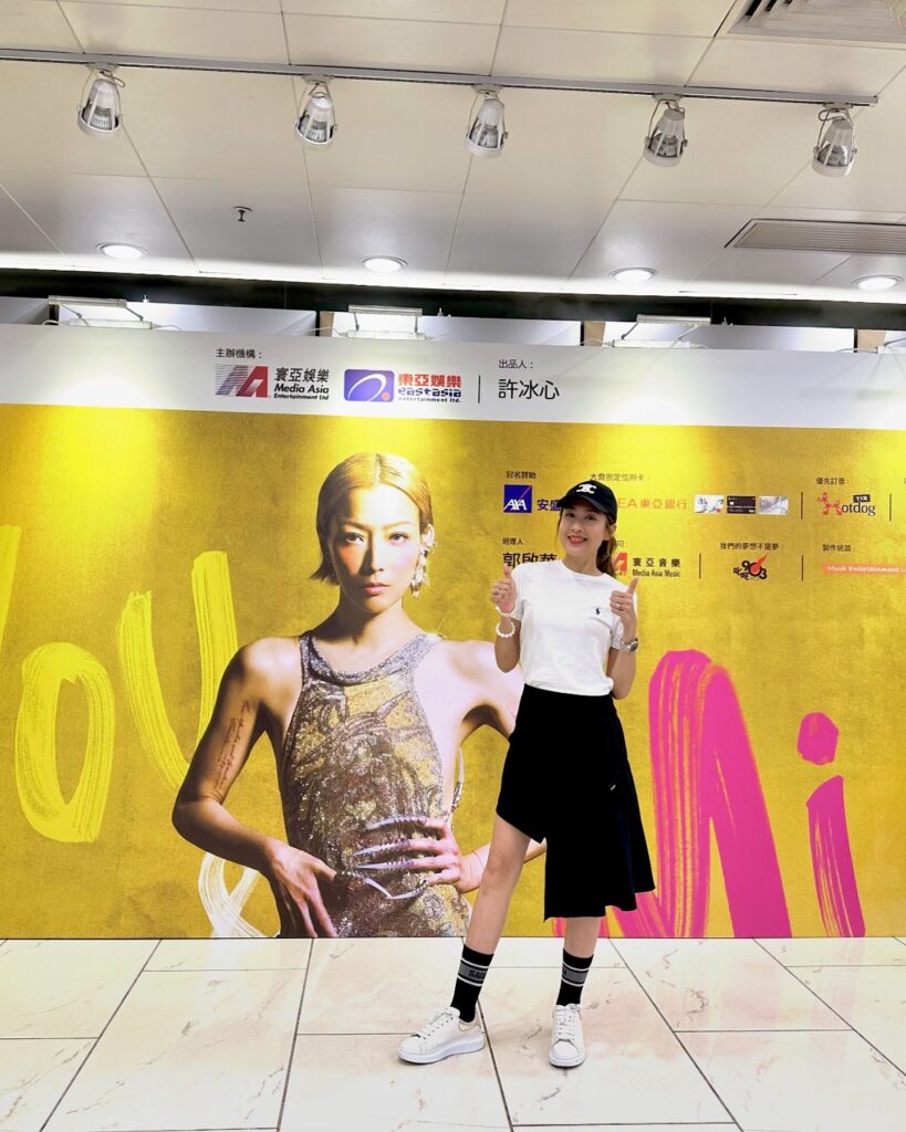 Actress Sharon Chan Man-Chi HD Instagram Photos and Wallpapers July ...