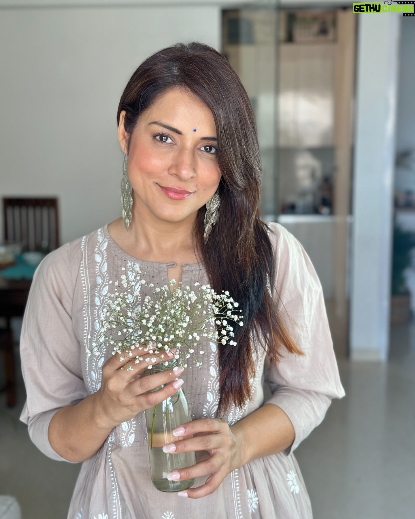 Actress Simple Kaul HD Instagram Photos and Wallpapers August 2024 ...