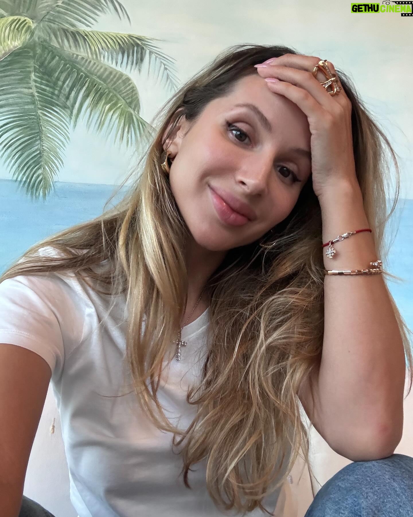 Actress Svetlana Loboda HD Instagram Photos and Wallpapers August 2024 ...