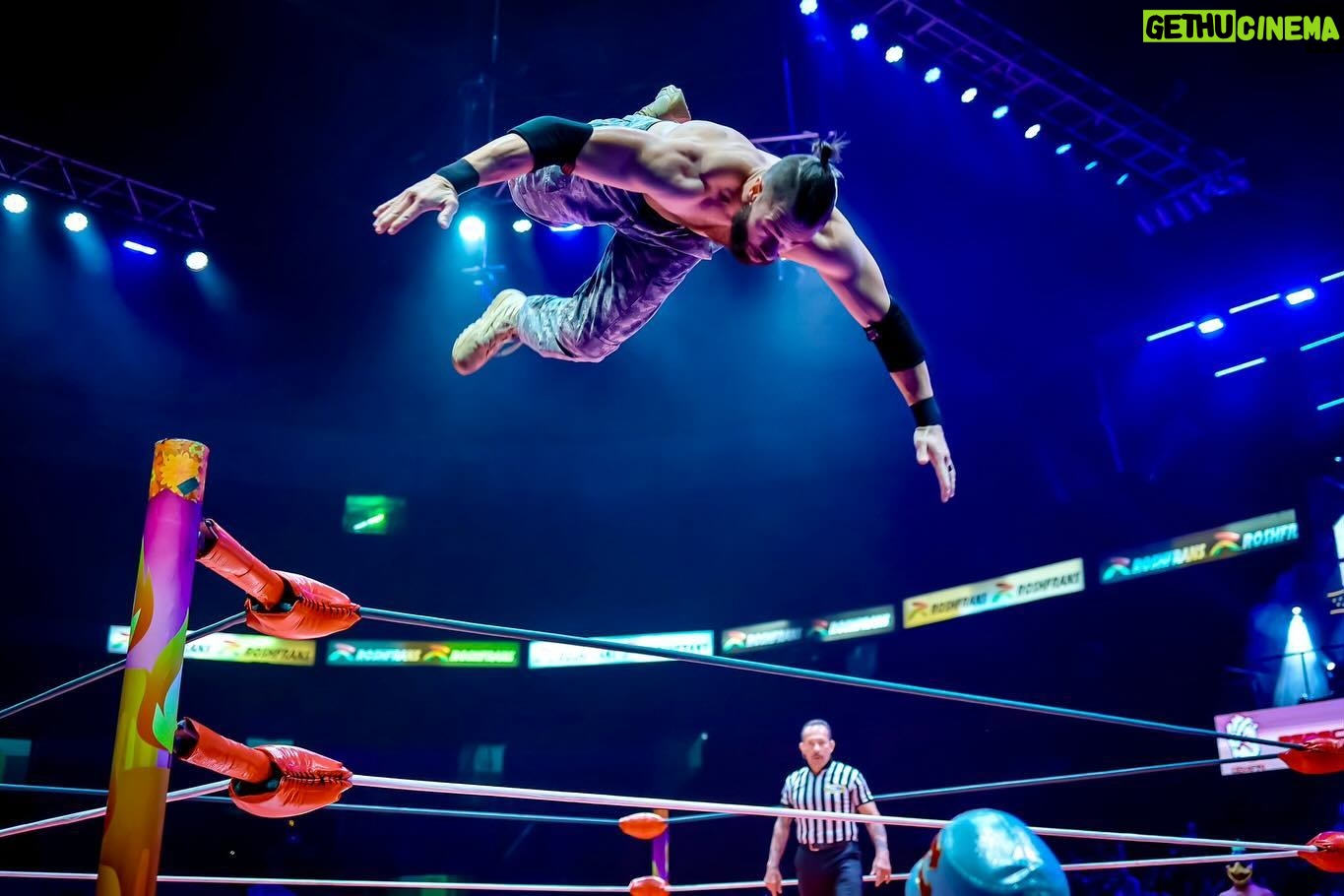 Travis Gordon Wiki, Biography, Age, Photos, Spouse and more