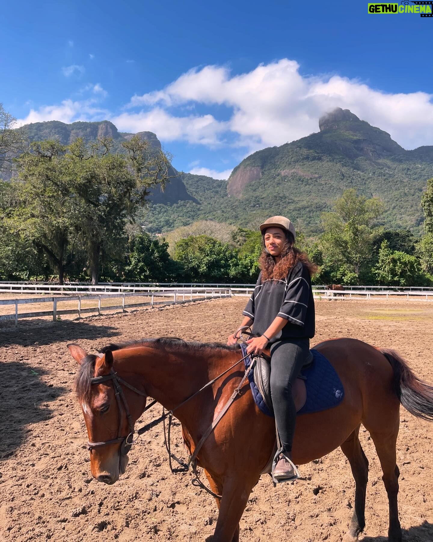 Actress Alice Carvalho HD Instagram Photos and Wallpapers August 2024 ...