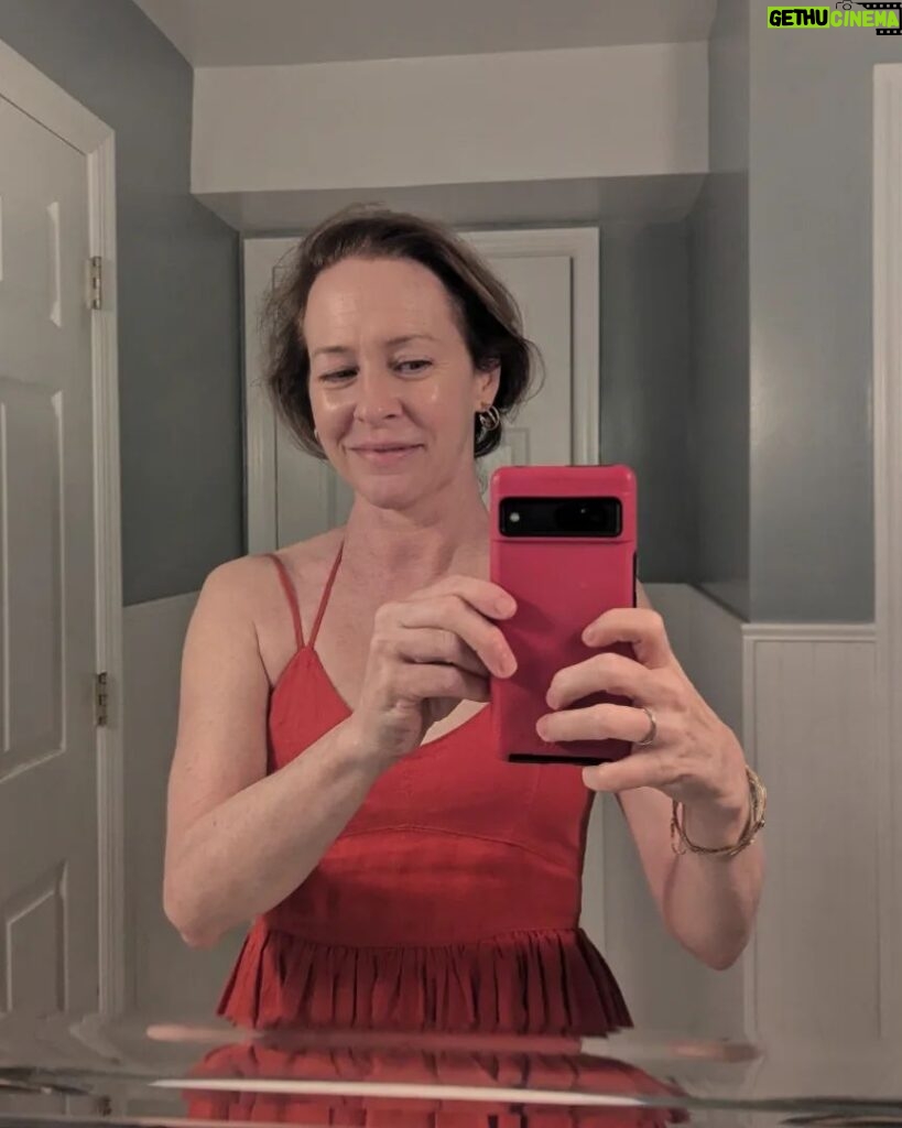 Actress Amy Hargreaves HD Photos and Wallpapers September 2025 | Gethu ...