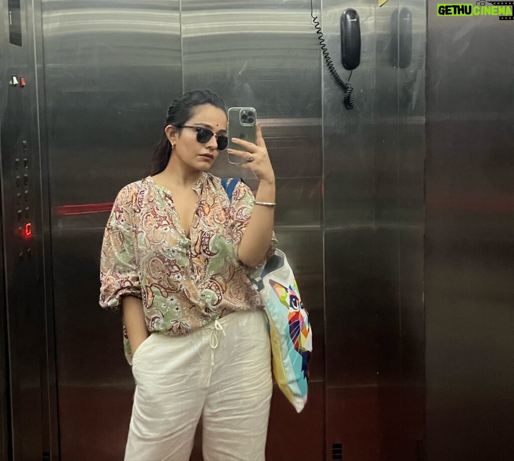Actress Apoorva Arora HD Photos and Wallpapers December 2024 | Gethu Cinema