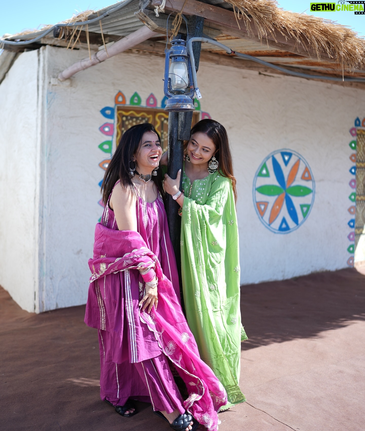 Actress Bhavini Purohit HD Instagram Photos and Wallpapers August 2024 ...