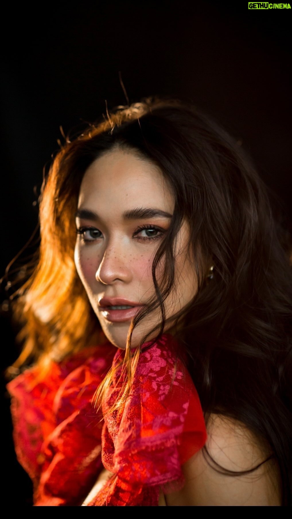 Actress Chermarn Boonyasak HD Instagram Photos and Wallpapers September ...