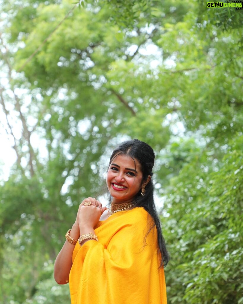 Actress Deepthi Rajendra HD Photos and Wallpapers January 2025 | Gethu ...