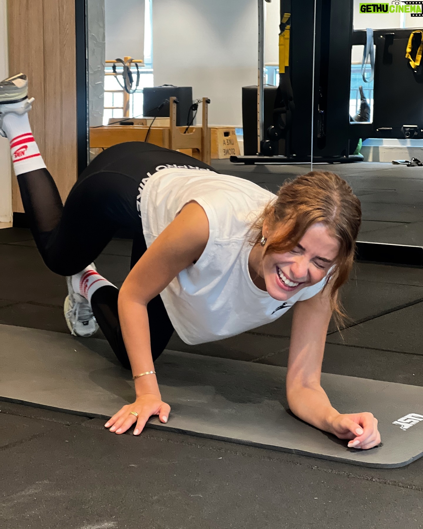 Actress Ilayda Ali?an HD Photos and Wallpapers September 2024 | Gethu ...