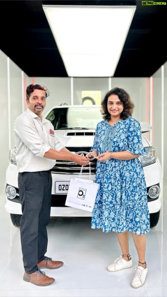 Actress Krishna Praba HD Instagram Photos and Wallpapers September 2024 ...