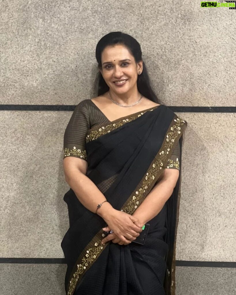 Actress Maala Parvathi HD Photos and Wallpapers January 2025 | Gethu Cinema