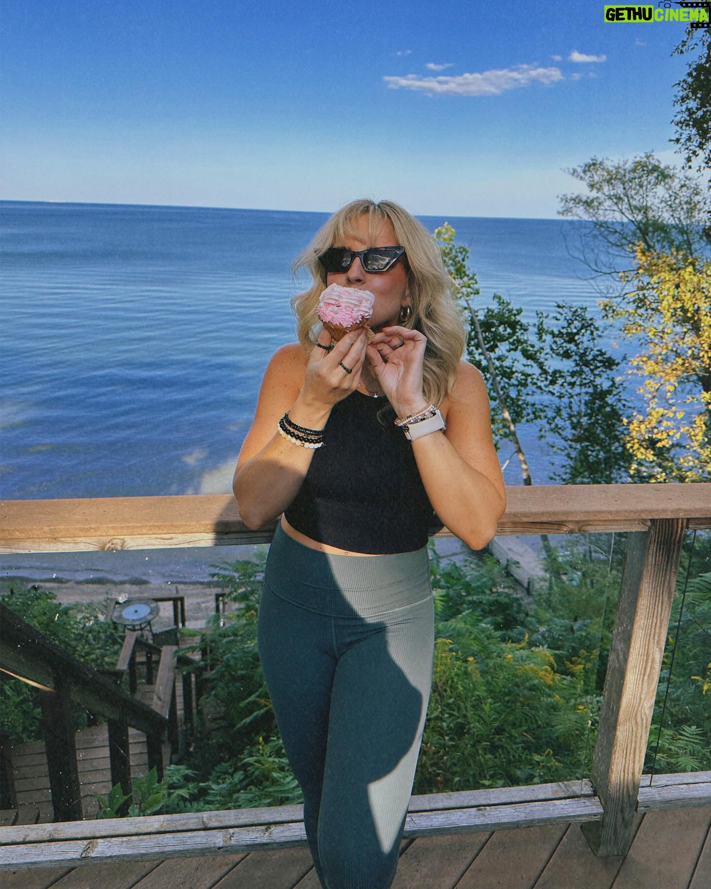 Actress Morgan Huelsman HD Instagram Photos and Wallpapers September ...