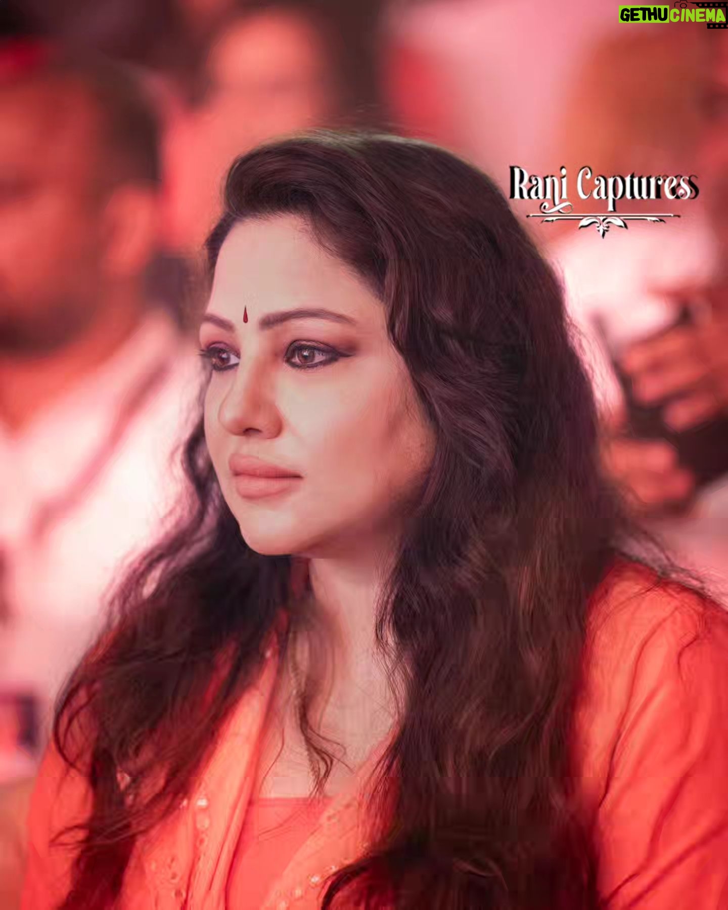 Actress Priyanka Upendra HD Instagram Photos and Wallpapers September ...