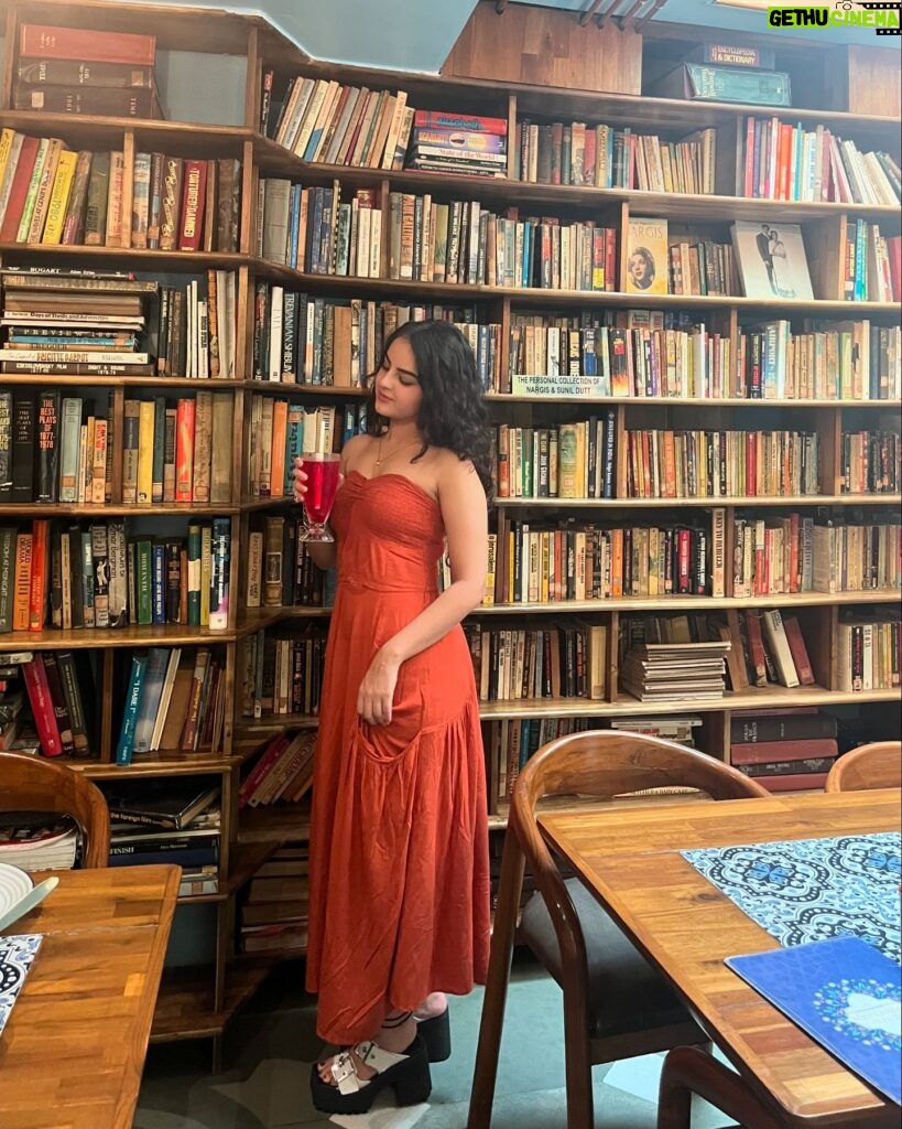 Actress Renaye Tejani HD Instagram Photos and Wallpapers September 2024 ...