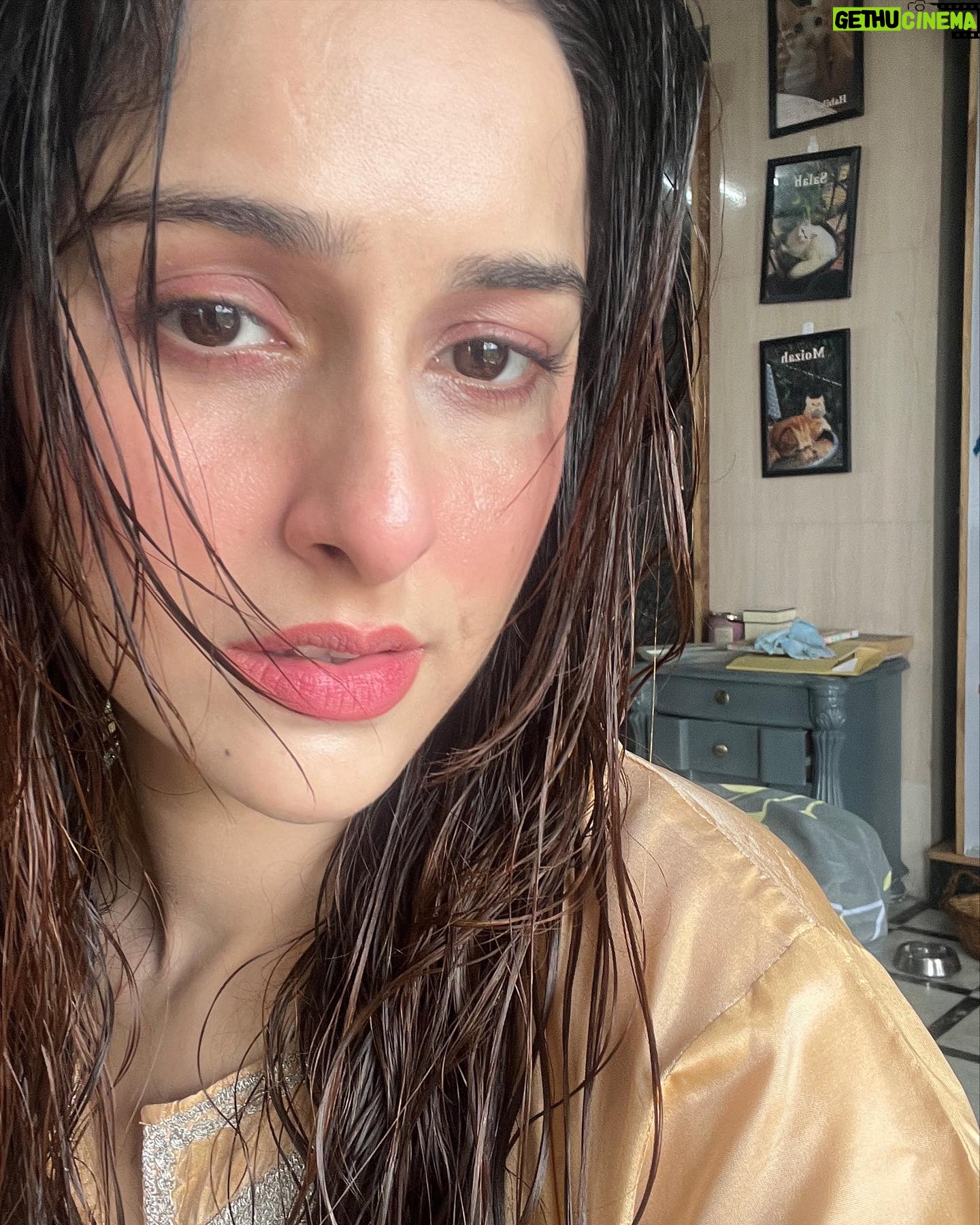 Actress Sadia Khateeb HD Instagram Photos and Wallpapers August 2024 | Gethu Cinema