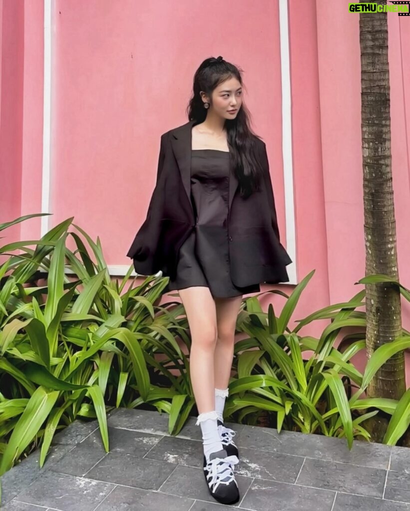 Actress Shin Ye-eun HD Photos and Wallpapers November 2024 | Gethu Cinema